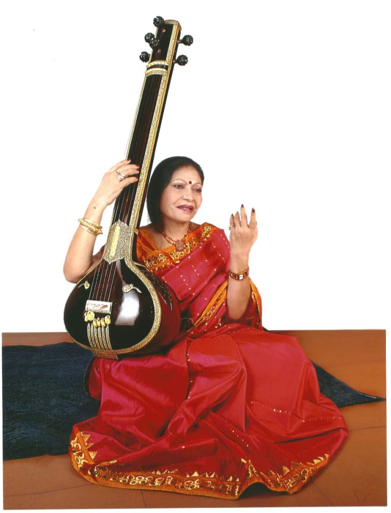 PADMA SHRI VIDUSHI SUMITRA GUHA AT TAJ MAHOTSAV 2023 - Travel